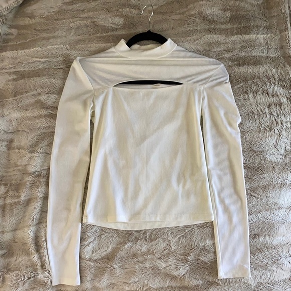 stradivarius | Tops | Asos White Long Sleeve Ribbed Keyhole Top ...